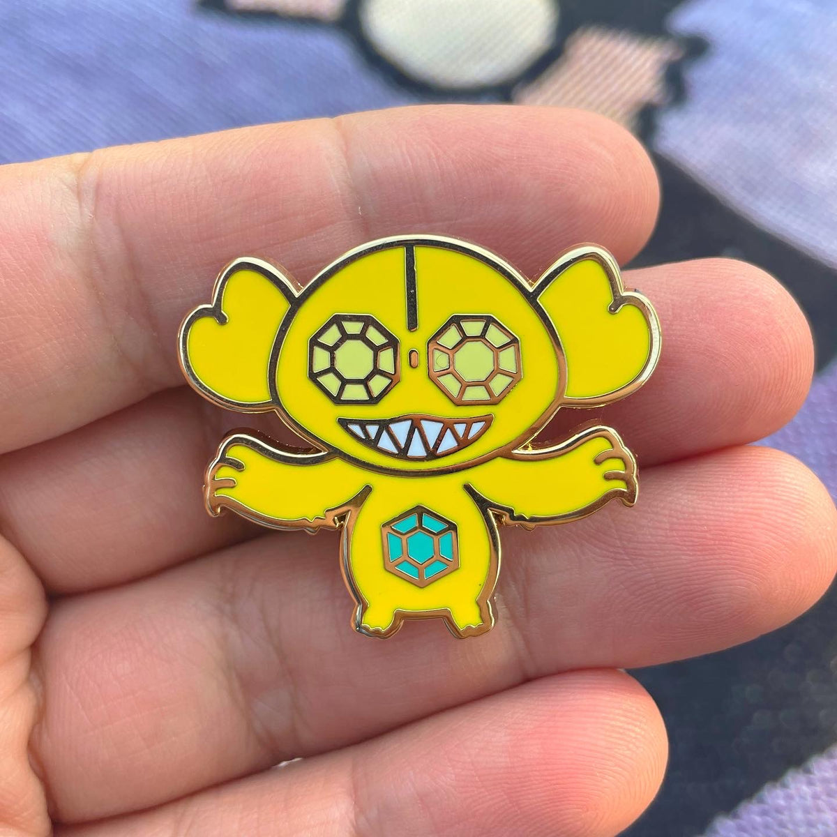 Shiny Sableye Enamel Pin – Gyozados